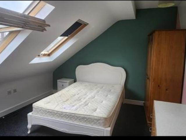 Room at Brandreth Close, Sheffield