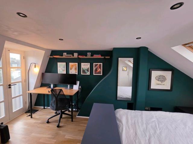 Room at Branksea Street, Greater London