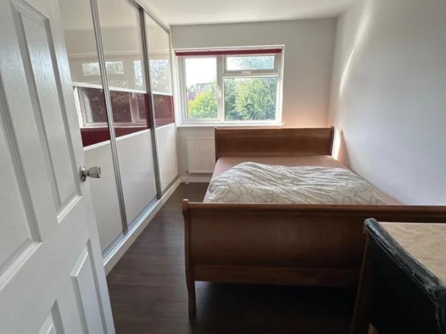 Room at Bransgrove Road, Greater London