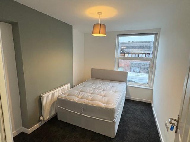 Room at Brackenbury Road, Preston