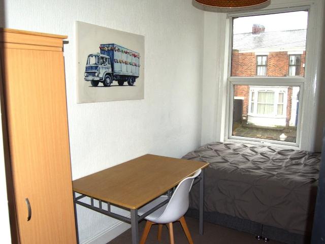 Room at Brackenbury Road, Preston