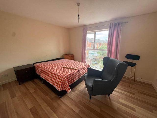 Room at Bradwell Common Boulevard, Milton Keynes