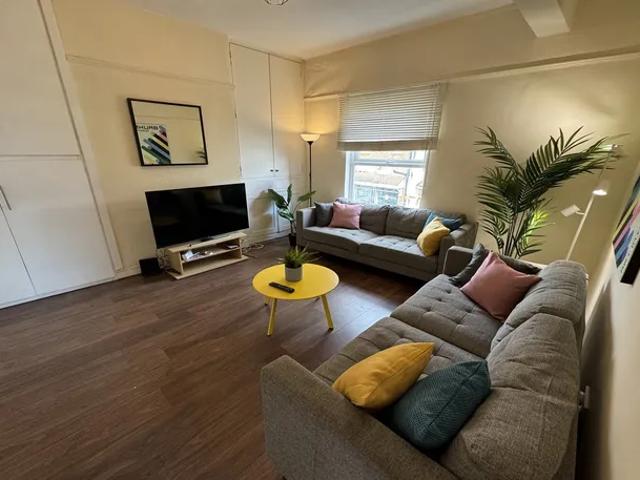 Room at Bradley Court, Broxtowe
