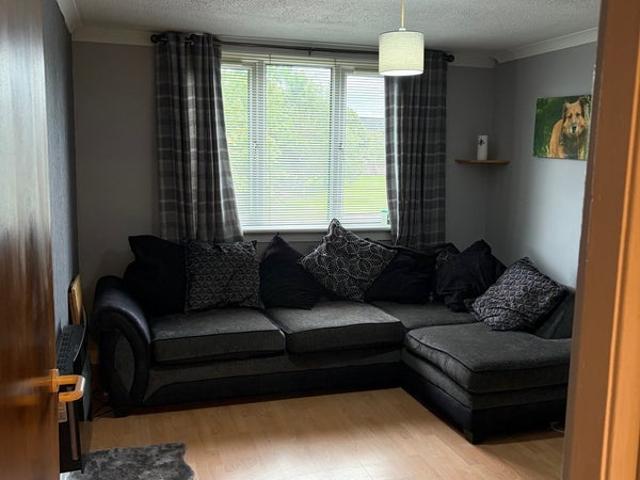 Room at Braehead Road, Cumbernauld