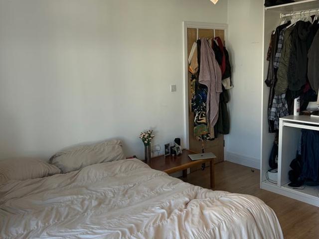 Room at Braidwood Road, Greater London