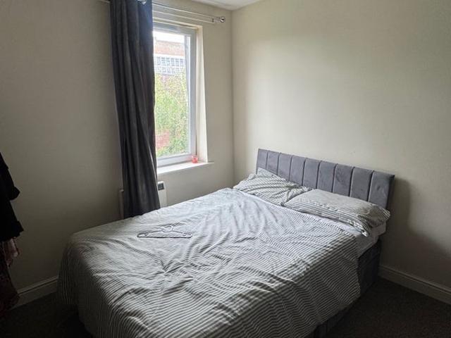 Room at Bravery Court, Liverpool