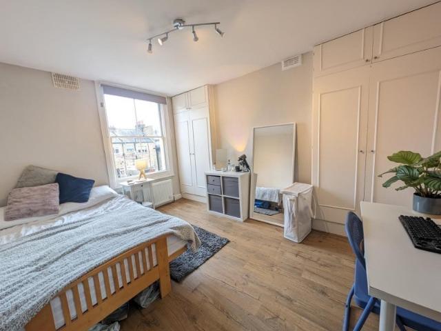 Room at Bravington Road, City of Westminster