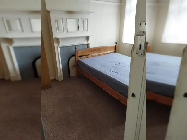 Room at Braxted Park, Greater London