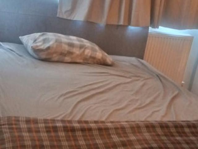 Room at Breezehurst Drive, Crawley