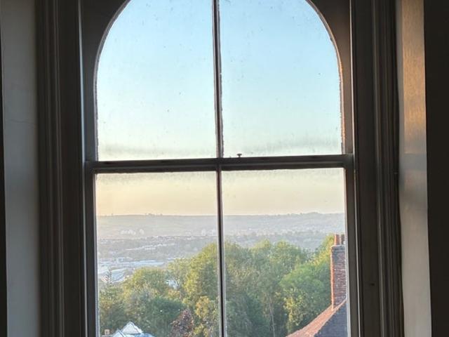 Room at Bridge Road, Bristol