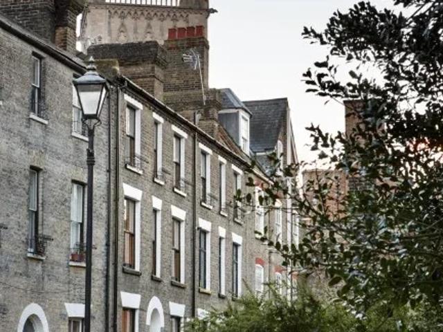 Room at Bridge Street, Cambridge