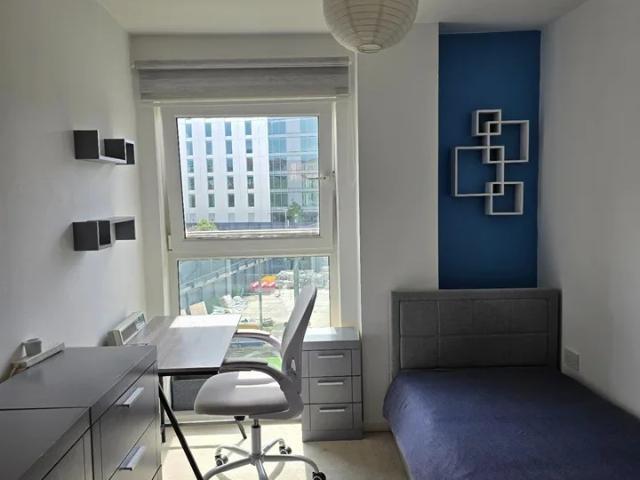 Room at Bridge Street, Sheffield