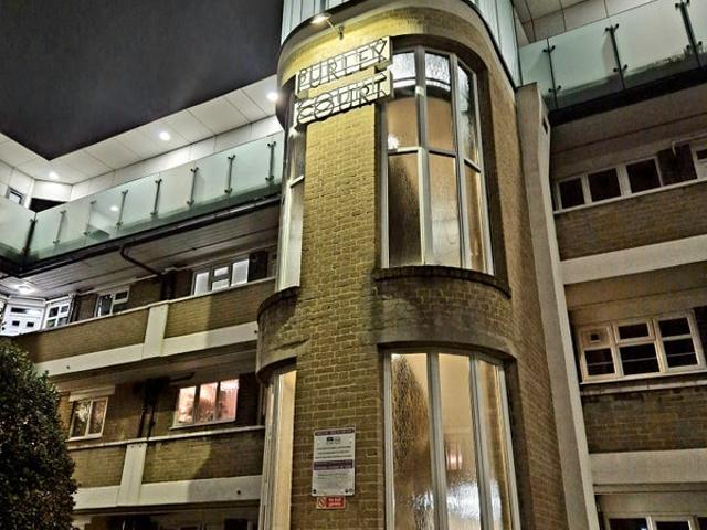 Room at Brighton Road, Greater London