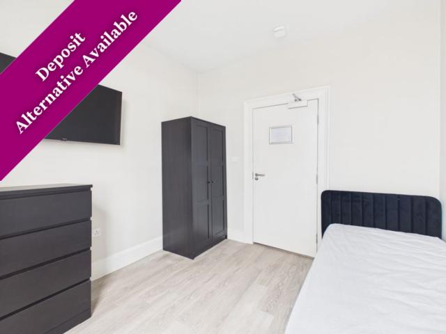 Room at Bristol Road, Gloucester