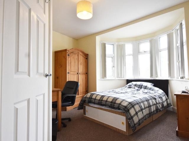 Room at Briton Road, Coventry