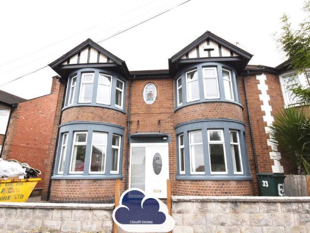 Room at Briton Road, Coventry