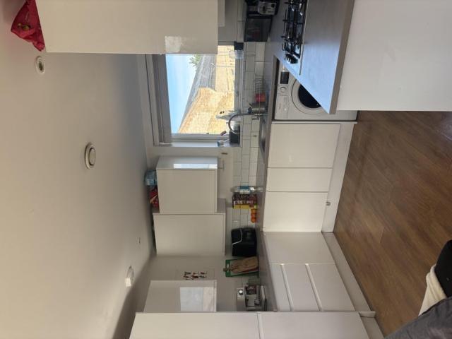 Room at Brixton Hill, Greater London