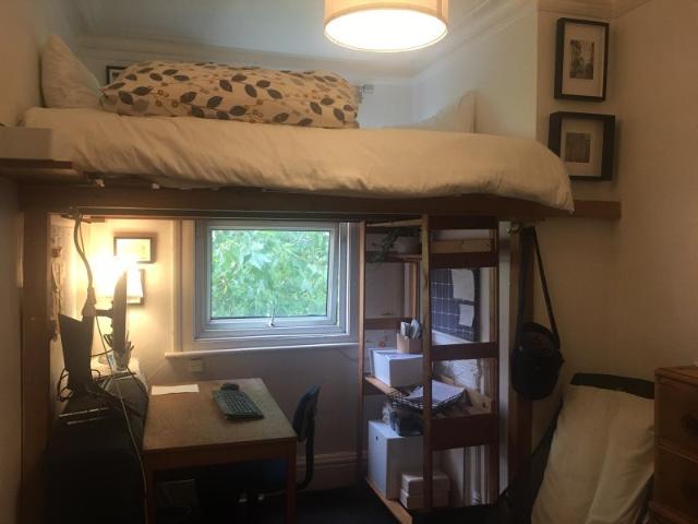 Room at Brixton Hill, Greater London