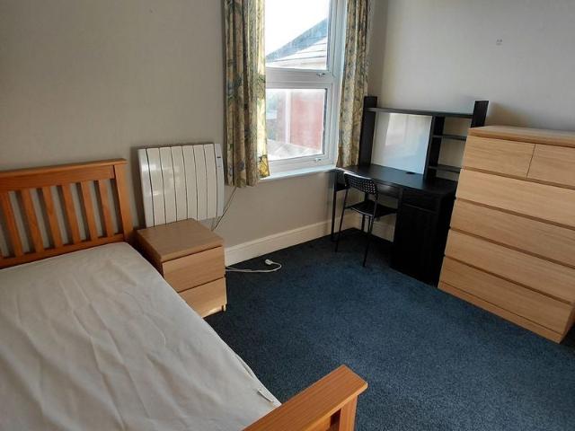 Room at Bromyard Road, Worcester