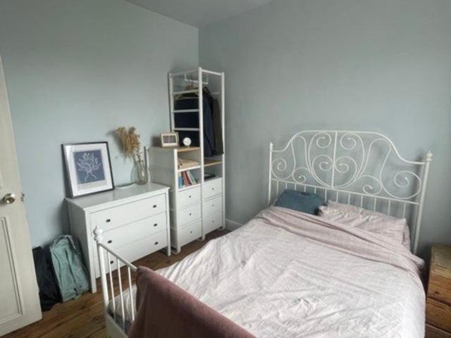 Room at Bromley Road, Greater London