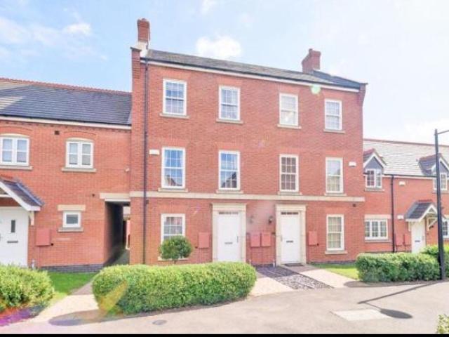 Room at Brook Furlong Drive, Charnwood