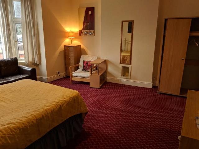 Room at Brook Lane, Chester