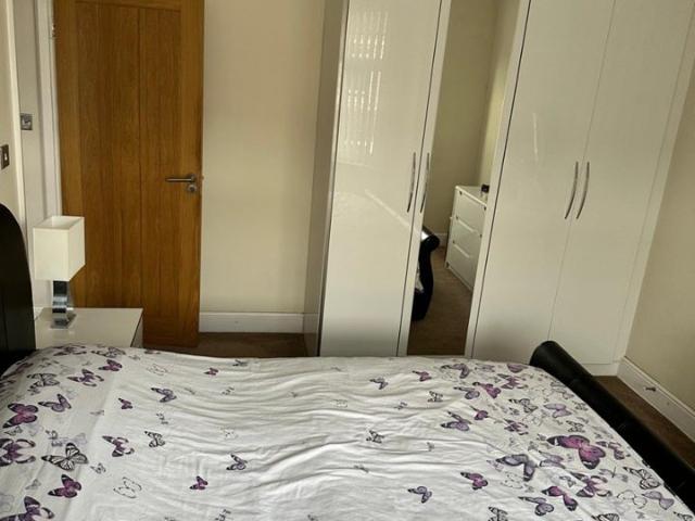 Room at Brook Road, Gravesham