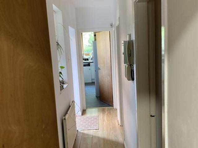Room at Brook Road, Manchester