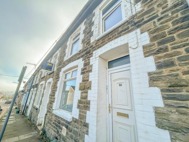 Room at Brook Street, Pontypridd