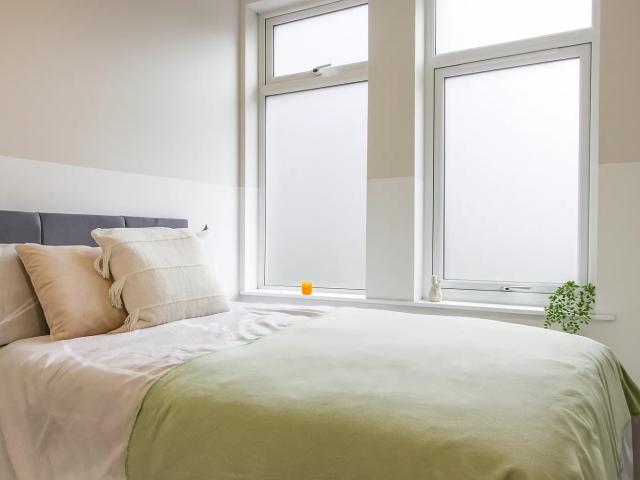 Room at Brookhill Street, Nottingham