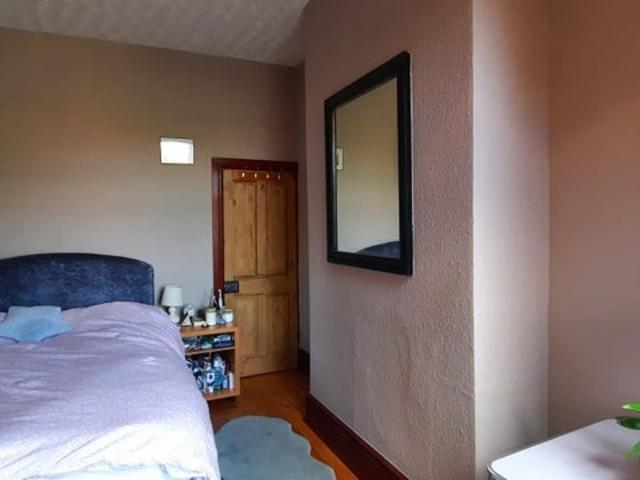 Room at Broomfield Road, Coventry