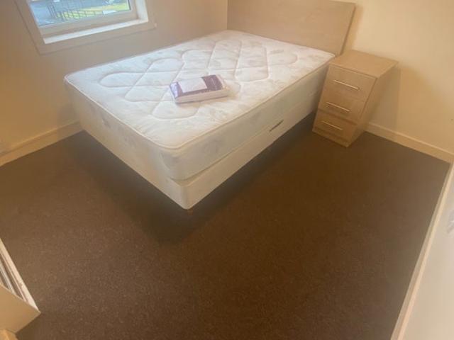 Room at Broomhouse Street South, City of Edinburgh