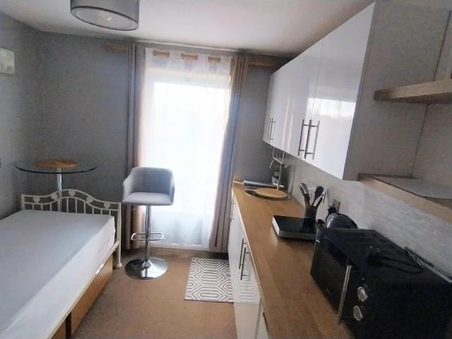 Room at Broomhill Crescent, Northampton
