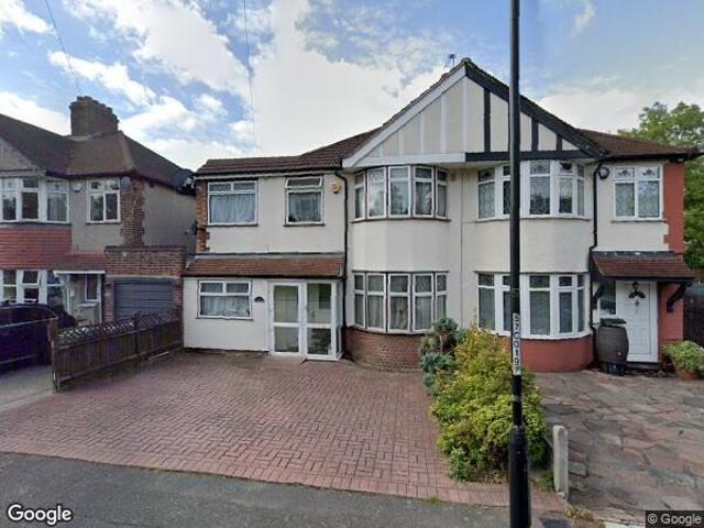 Room at Broad Walk, Greater London