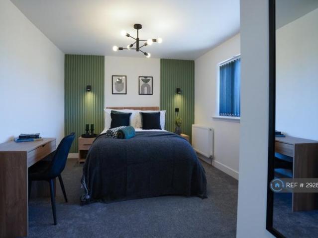 Room at Broad Way, Walsall