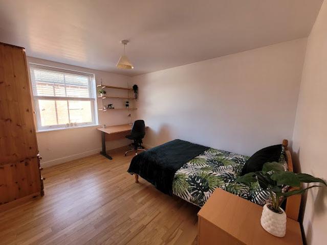Room at Broadgate, Coventry