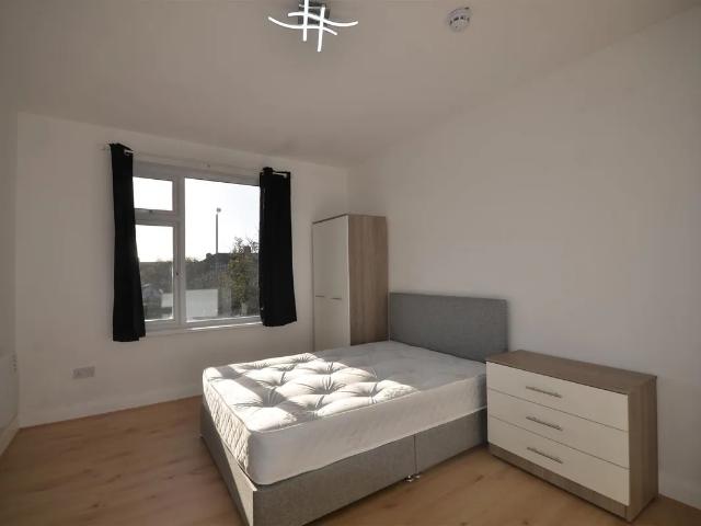 Room at Broadlawns Court, Greater London