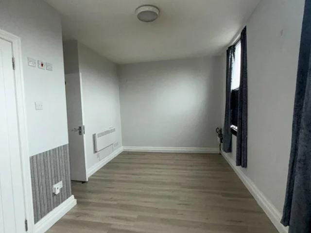 Room at Brockley Rise, Greater London