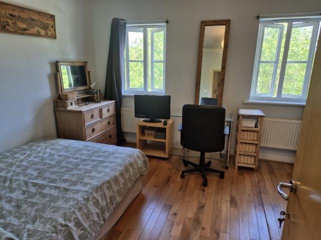 Room at Brockwell Park Row, Greater London