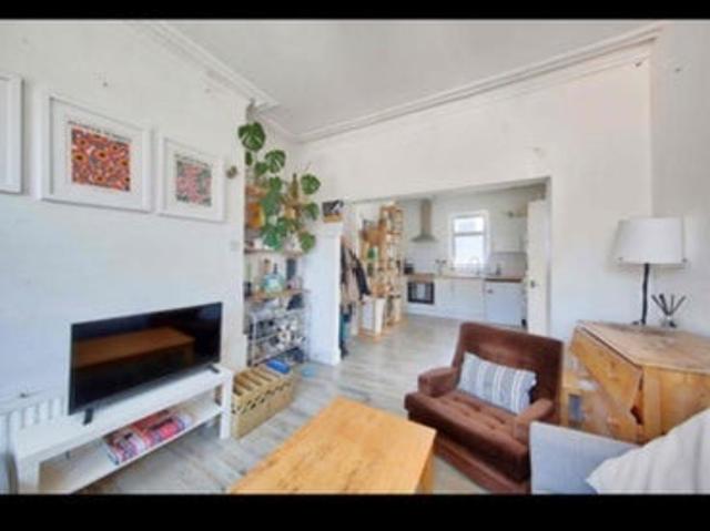 Room at Brodrick Road, Greater London