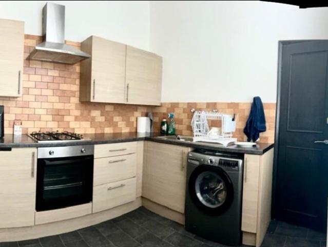 Room at Broughton Road, Birmingham