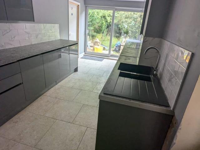 Room at Brownfield Road, Birmingham