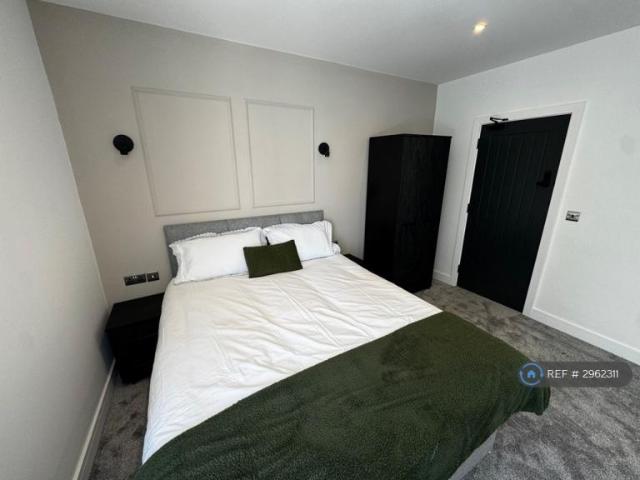 Room at Brunt Street, Stoke on Trent