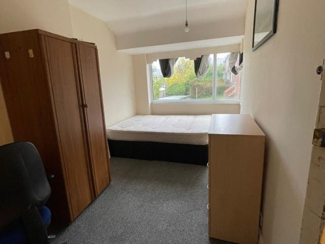 Room at Brudenell Street, Leeds