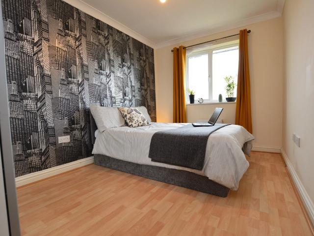 Room at Bryony Drive, Ashford
