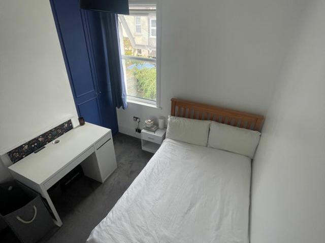 Room at Bryant Street, Greater London