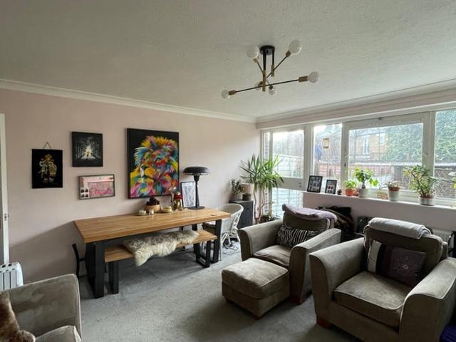 Room at Culvert Road, Greater London