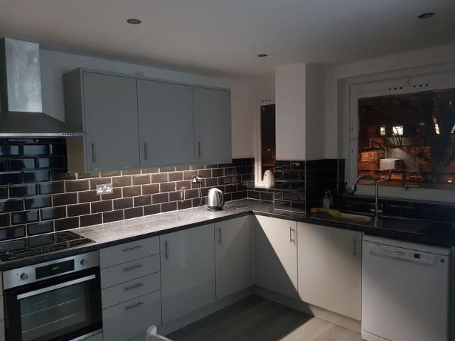Room at Culvert Road, Greater London