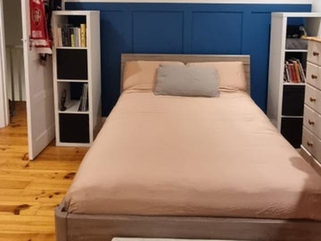 Room at Cumberland Road, Greater London