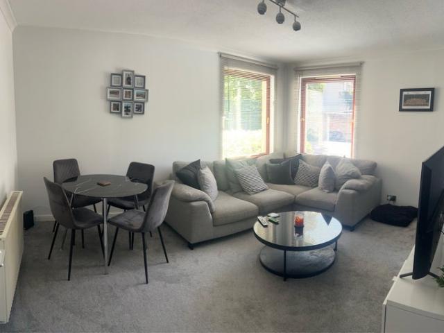 Room at Cygnet Court, City of Edinburgh